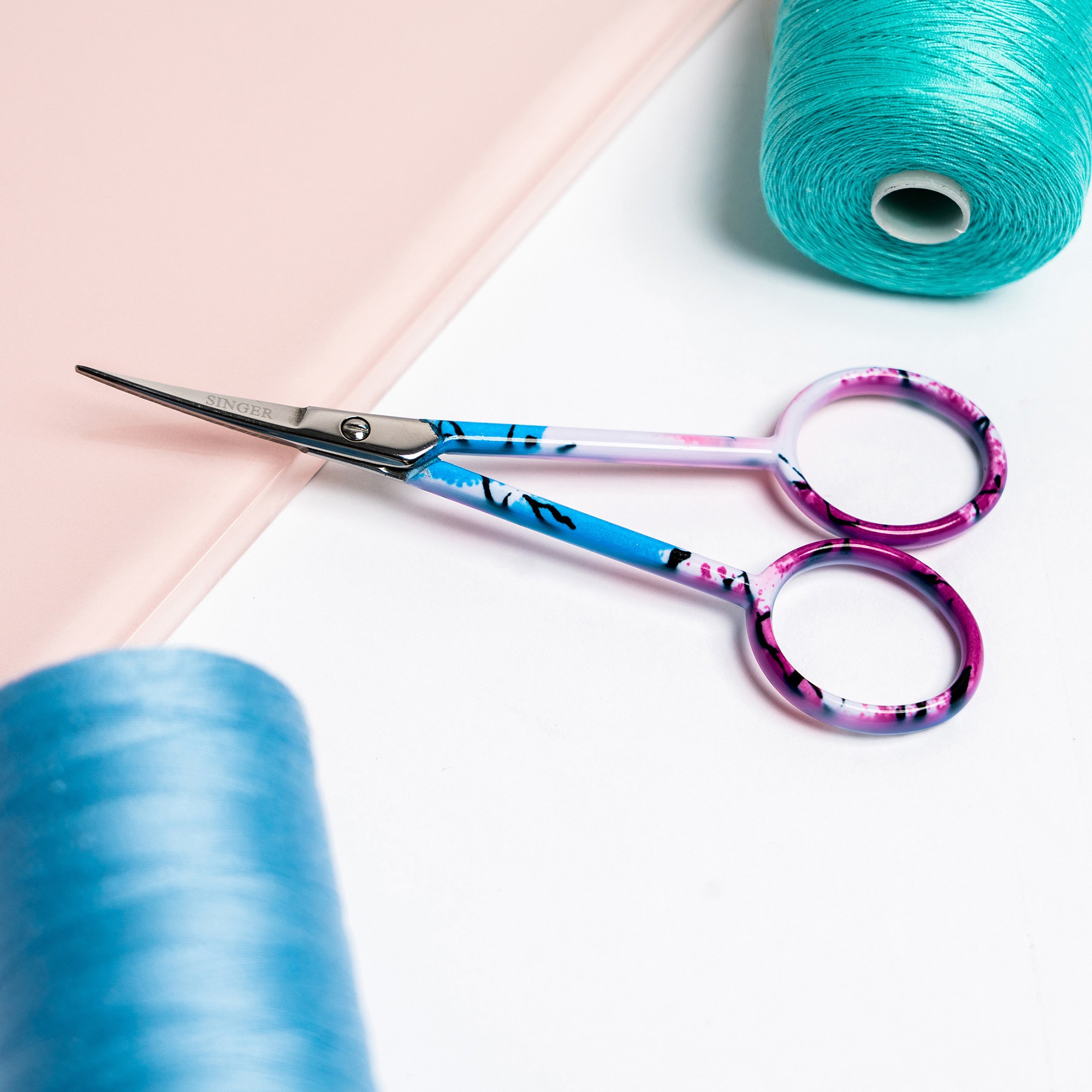 4in Forged Embroidery Scissors, Curved Tip - Graffiti Printed Handle