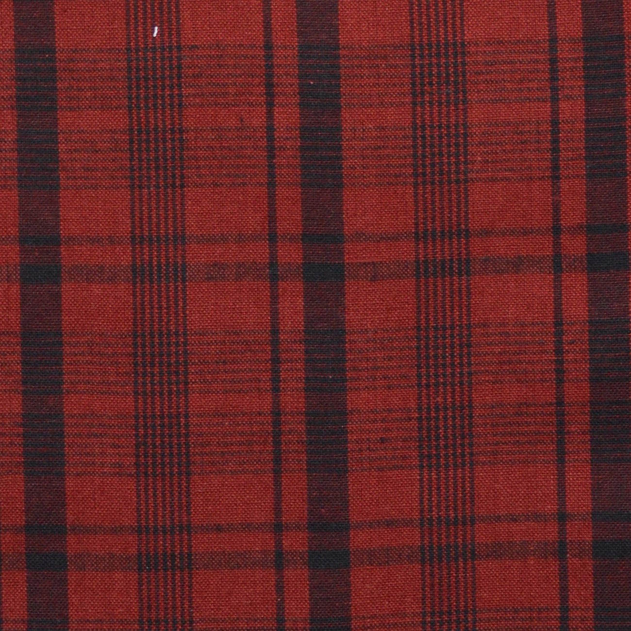 Black/Red Plaid Homespun