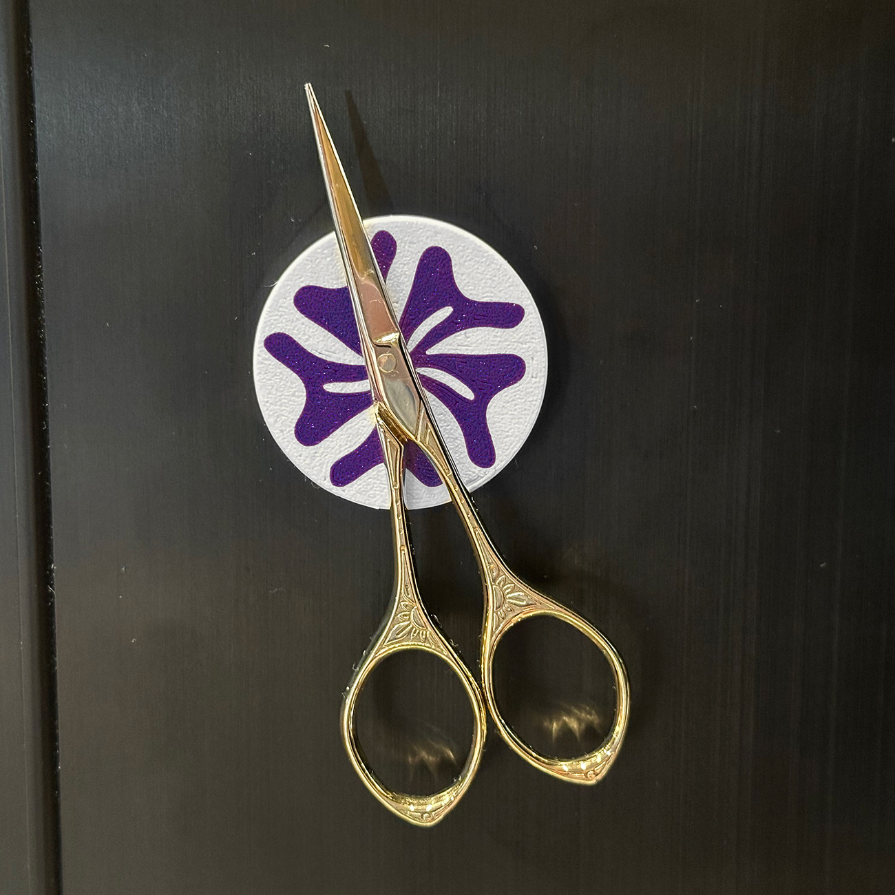 Magnetic Scissors Minder