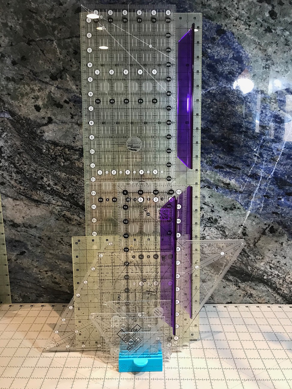 Ruler Stand 10 Slot 3in Blue